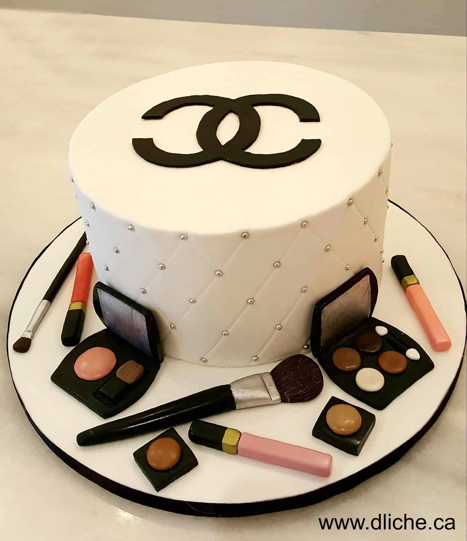 How to plan the perfect cosmetology graduation party! - Cosmetology Guru